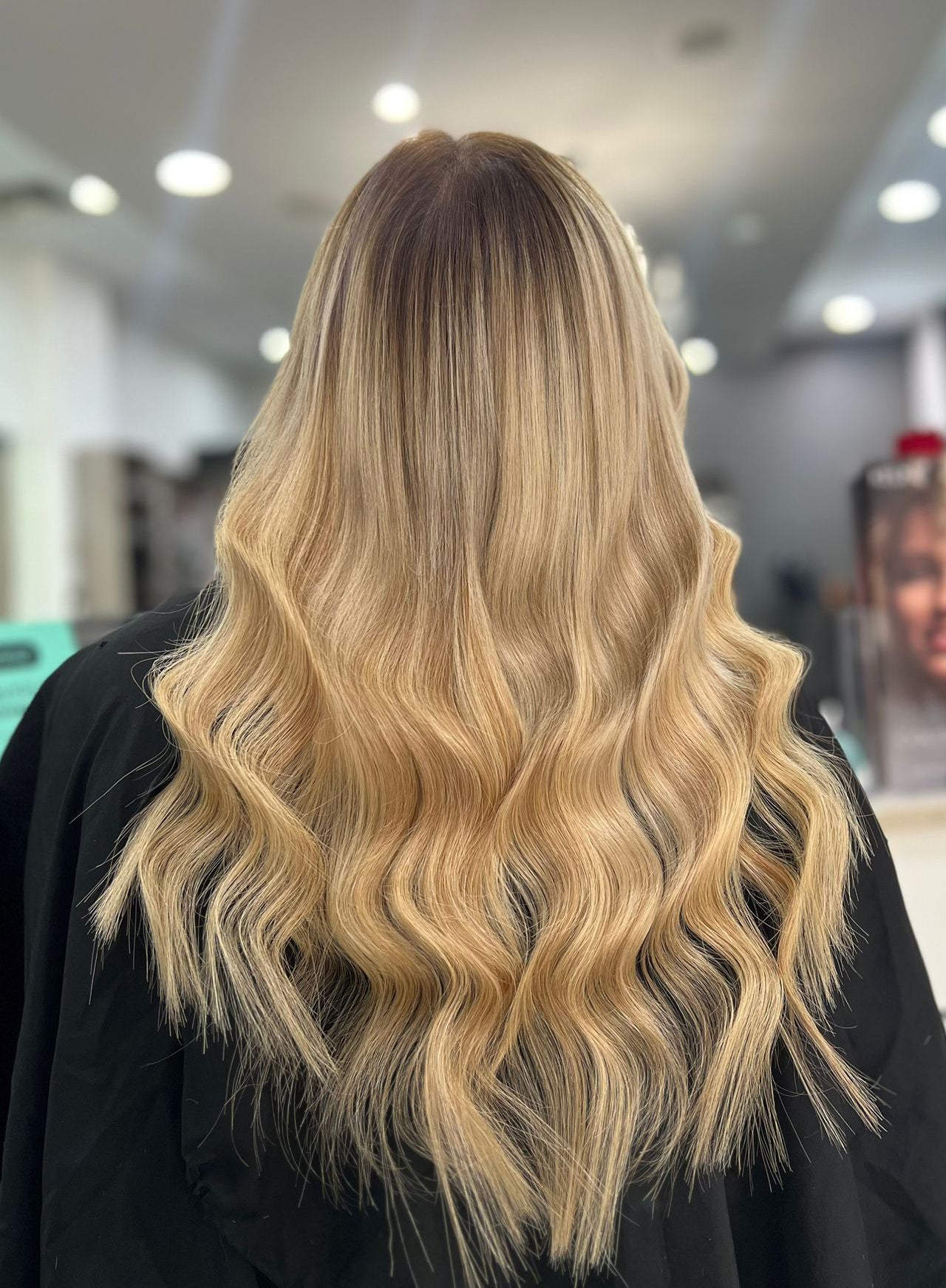 What is a Root Smudge and a Root Shadow, and How Do They Blend into Yo ...